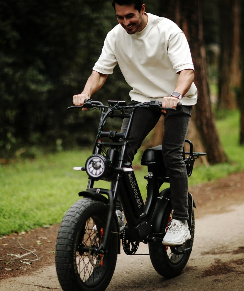 Emma 2.0 Moped Style Ebike| 1000W Ebike| 30mph| Full suspension Ebike – Roll Road Ebike